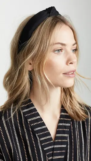 Lele Sadoughi Classic Black Headband