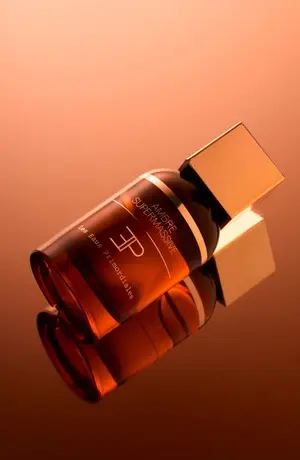 LES EAUX PRIMORDIALES Ambre Supermassive Extrait De Parfum
