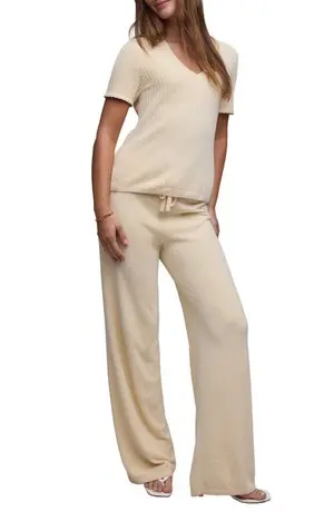 Barefoot Dreams Scalloped Ribbed V-neck Top - Daffodil