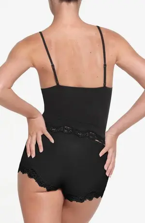 SKIMS Triangle Camisole