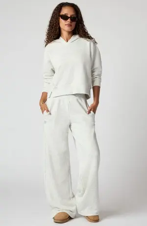 FLORENCE BY MILLS Cozy Crush V Wide Leg Sweatpants - Heather Ice
