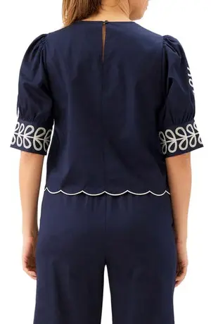 Karen Kane Embroidered Scallop Puff Sleeve Cotton Top
