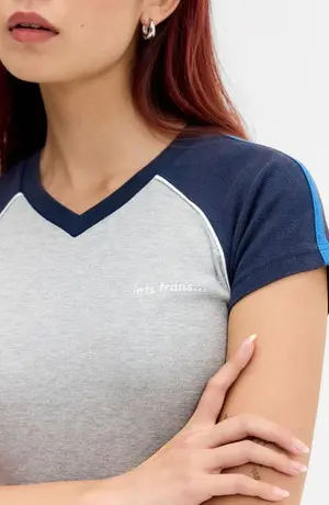 IETS FRANS V-neck Piped Baby T-shirt