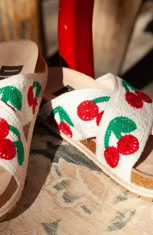 Chinese Laundry Tacoma Crochet Slide Sandal
