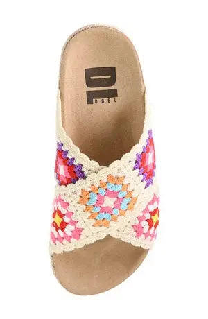 Chinese Laundry Tacoma Crochet Slide Sandal