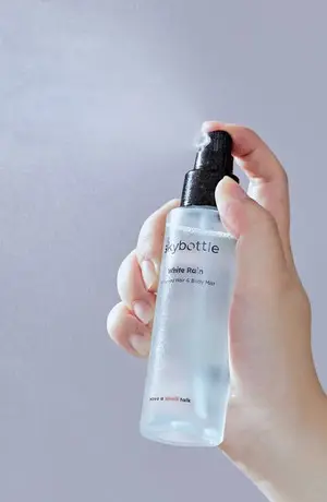 SKYBOTTLE Perfumed Hair & Body Mist - White Rain