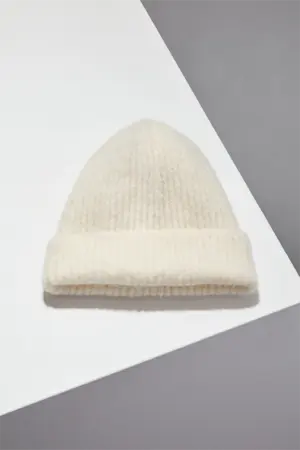 Janessa Leoné Piper Beanie White