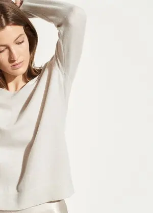 Vince Vince Cashmere Weekend V-Neck Sweater White