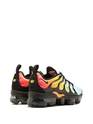 Nike Vapormax Plus Sneakers