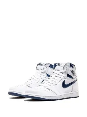 JORDAN 1 Retro High-top Sneakers