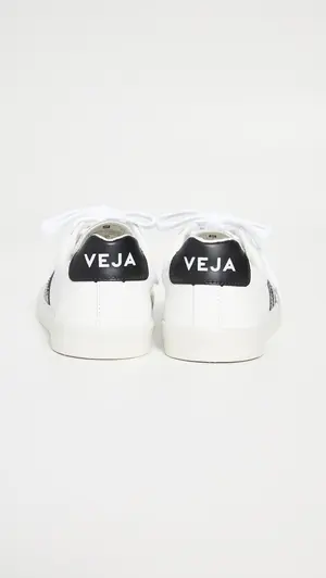 VEJA Esplar Logo Calfskin Sneakers - Extra White/black