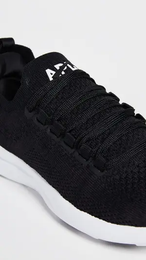 Apl Techloom Breeze Sneakers - Black/black/white