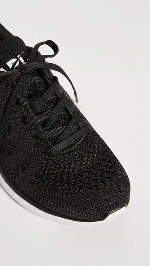 Apl Techloom Pro Sneakers - Black/white/black