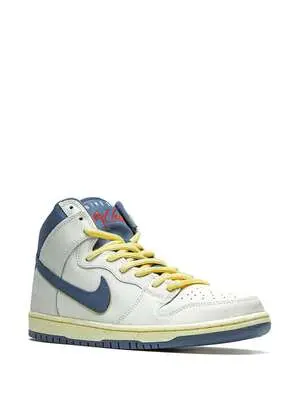 Nike X Atlas Sb Dunk High Pro Lost At Sea Sneakers - White