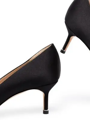 Manolo Blahnik Hangisi Crystal-buckle Heeled Pumps - Black