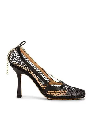 Bottega Veneta Chain Link Detailing Pumps