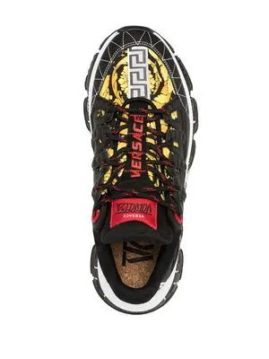 Versace Trigreca Baroque-print Sneakers - Black