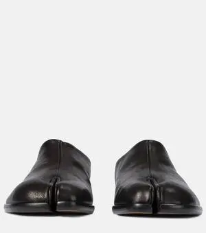 MAISON MARGIELA Tabi Leather Loafers - Black
