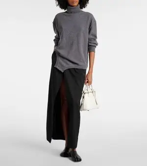 MAISON MARGIELA Tabi Leather Loafers - Black