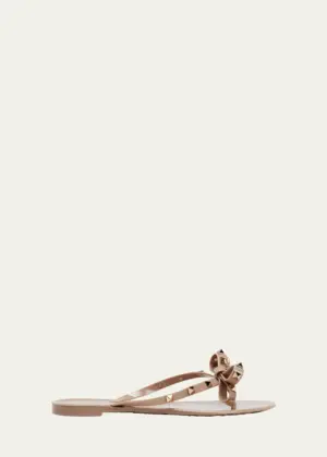 Valentino Garavani Rockstud Pvc Flat Thong Sandals - Poudre