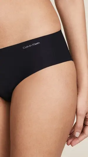 Calvin Klein Invisibles Hipster Panties - Black