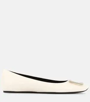 ROGER VIVIER Trompette Ballet Flats - White