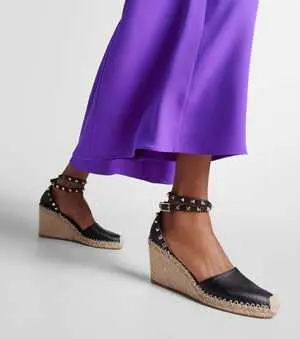 Valentino Garavani Rockstud Double Leather Wedge Espadrilles - Black