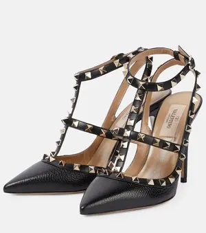 Valentino Garavani Rockstud Leather Pumps - Black