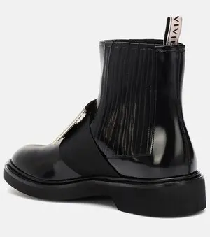 ROGER VIVIER Chelsea Viv' Leather Ankle Boots