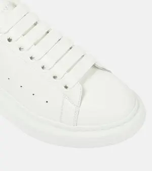 Alexander McQueen Oversized Leather Sneakers - Multicoloured