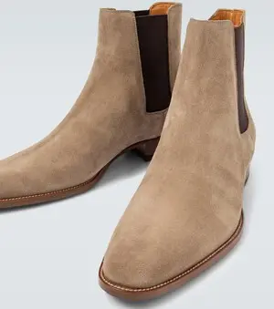Saint Laurent Wyatt Suede Chelsea Boots - Beige