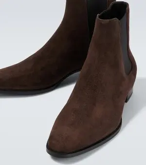 Saint Laurent Wyatt Chelsea Boots In Suede - Brown