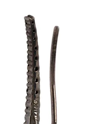 ALINKA Dasha Super Fine Diamond Right Cuff Earring - Metallic
