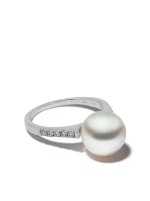 Yoko London 18kt White Gold Pearl And Diamond Ring - Silver