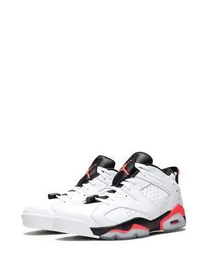 JORDAN 6 Retro Low Sneakers - White