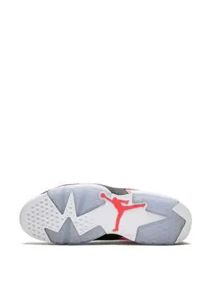 JORDAN 6 Retro Low Sneakers - White