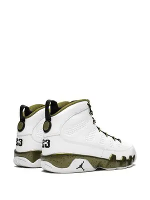 JORDAN Air Retro Statue Sneakers - White