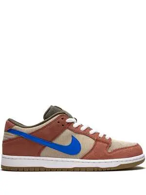 Nike Sb Dunk Low Pro Corduroy Sneakers - Brown