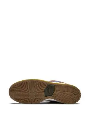 Nike Sb Dunk Low Pro Corduroy Sneakers - Brown