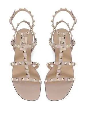 Valentino Garavani Rockstud Flat Sandals - Neutrals