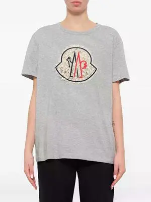 Moncler Crewneck T-shirt With Logo Applique - Grey