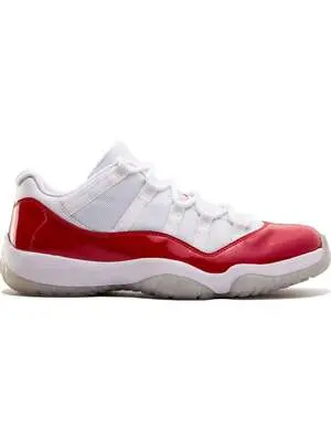JORDAN Air Retro Low Sneakers