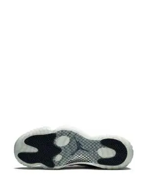 JORDAN Air Retro Low Georgetown Sneakers - Grey