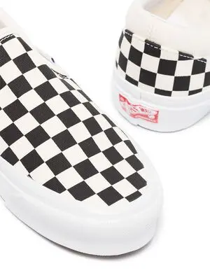 VANS Old Skool Checkerboard Slip-on Sneakers