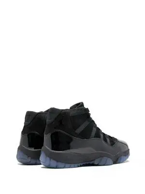 JORDAN Air Retro Cap And Gown Sneakers - Black