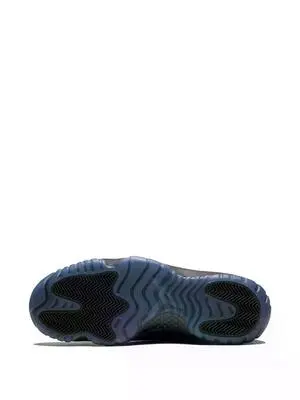 JORDAN Air Retro Cap And Gown Sneakers - Black