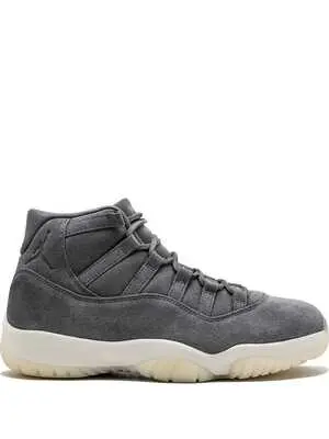 JORDAN Air Retro Premium Pinnacle Sneakers - Grey