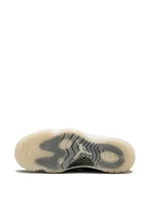 JORDAN Air Retro Premium Pinnacle Sneakers - Grey