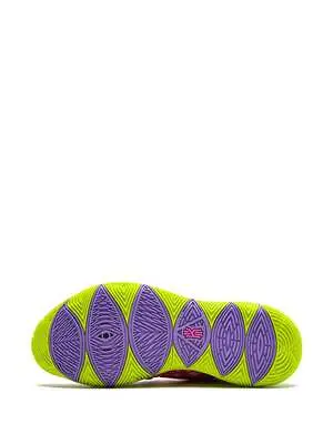 Nike Kyrie 5 Patrick Star Sneakers - Pink
