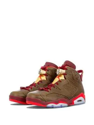 JORDAN 6 Retro Sneakers - Brown